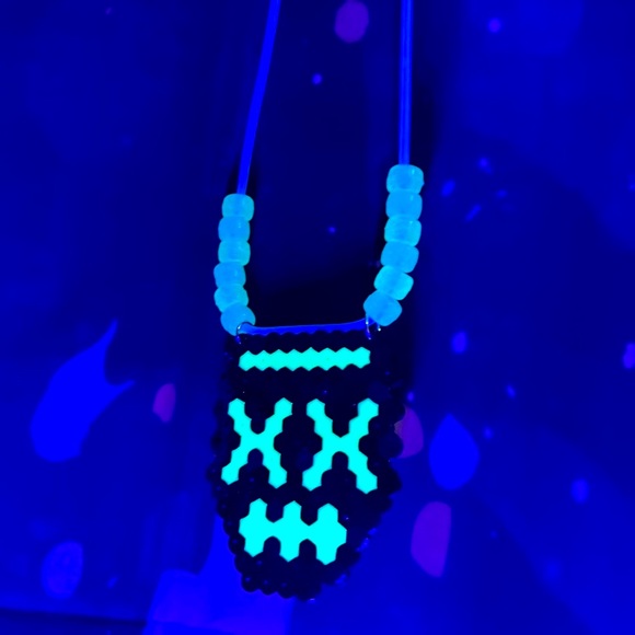 Crafts By Sandy | Accessories | New Uv Reactive Zombie Rave Necklace ...